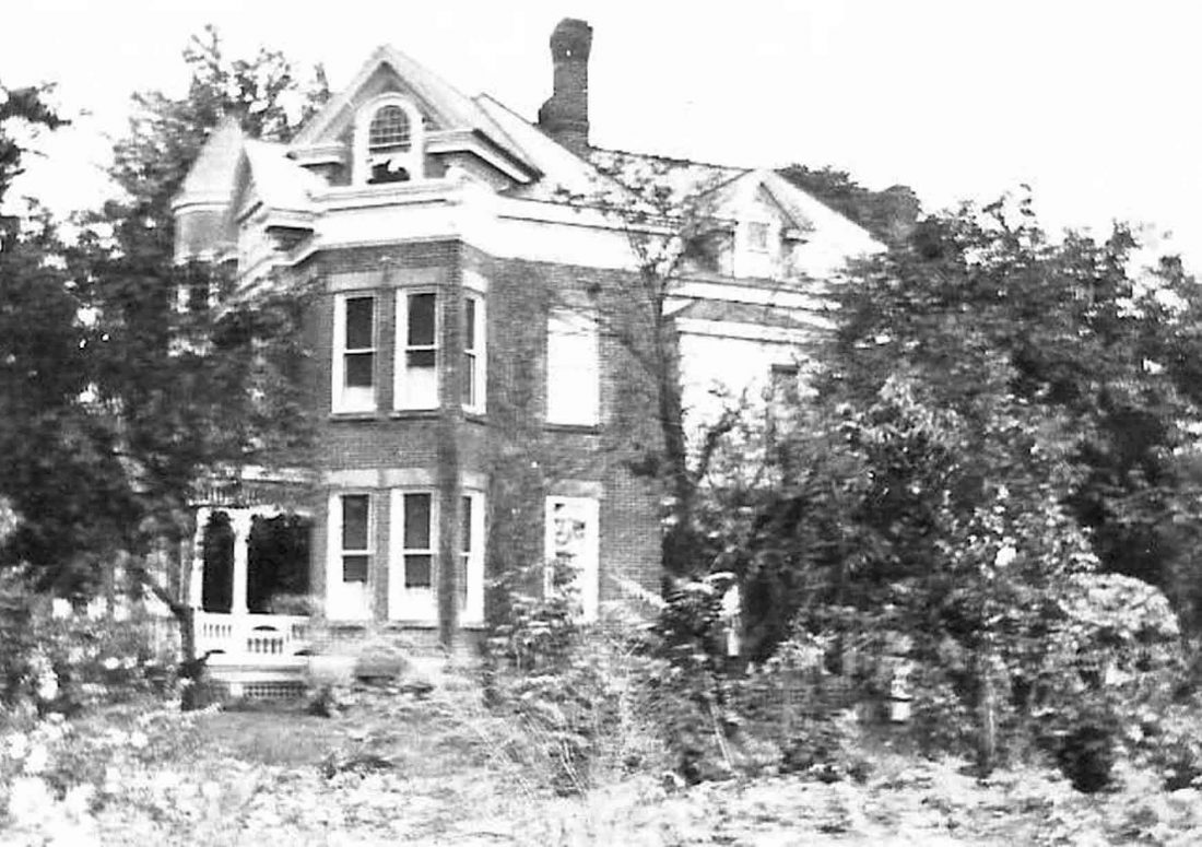 Ravenswood’s McIntosh House undergoes renovations | News, Sports, Jobs ...